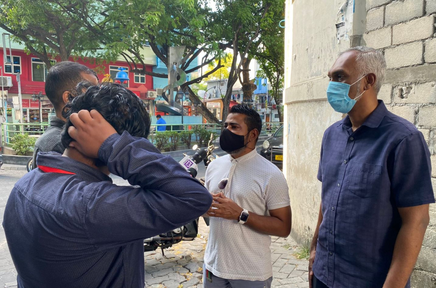Dr Muizzu Begins Door to Door Campaign Adhering to HPA Guidelines - The ...