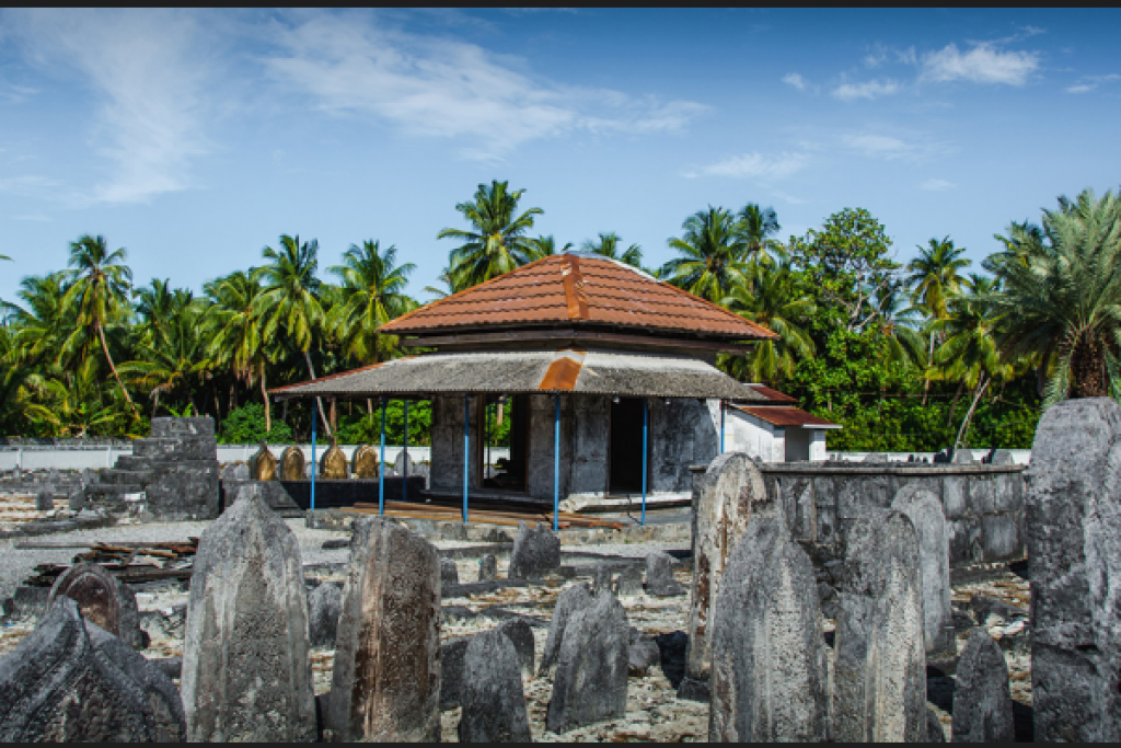 Meedhoo ga huhna fandiyaaru miskiy dhuniyeyge tharikaige listah - Dhiyares