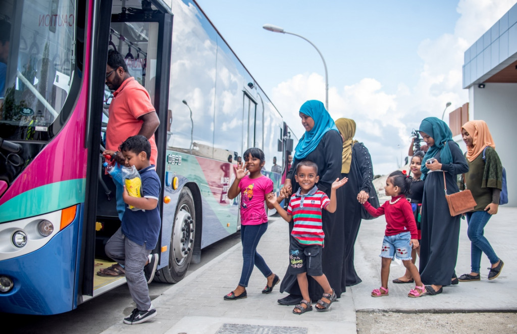 Male' Hulhumale' bus ge khidhumai MTCC ah badhalukurumuge enme fahuge ...