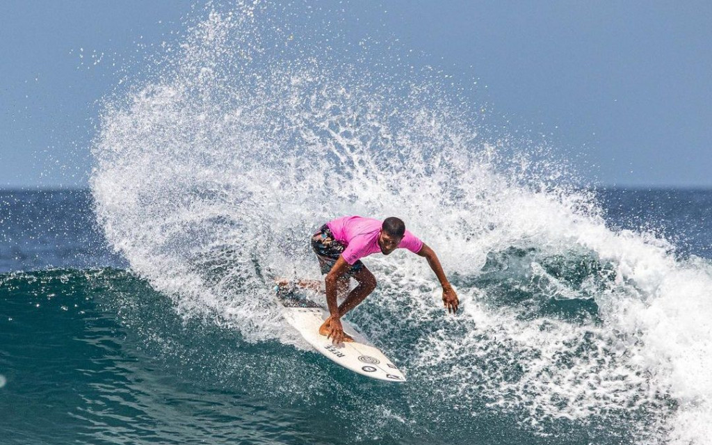 Thulusdhoo to Host Asian Surfing Championship in August - The Maldives ...