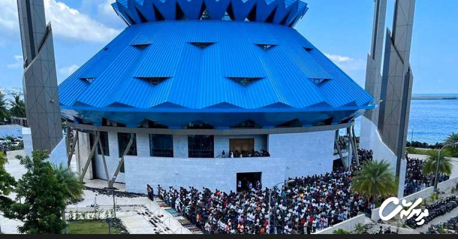 Keerithi Quran ah ihaanethi koh hithi meehaku hahyaru kohfi - Dhiyares